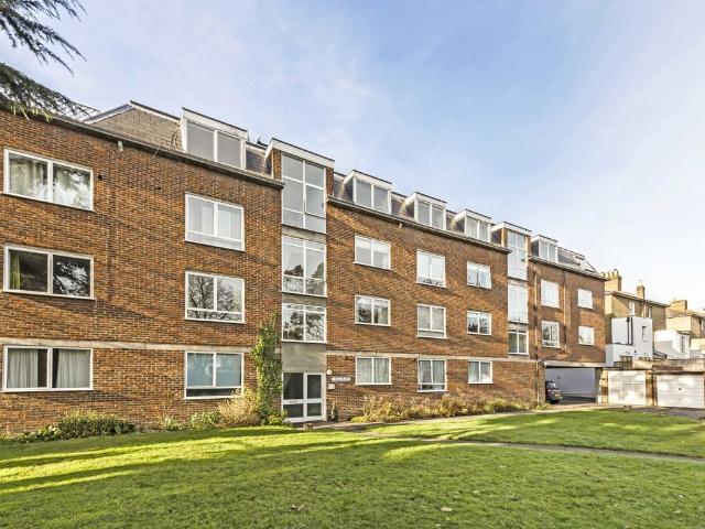 St. Margarets Road, St Margarets TW1, 1 bed flat to rent, £1,595 pcm | PrimeLocation