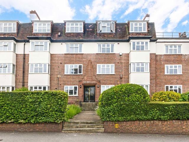 St. Mark's Hill, Surbiton KT6, 2 bed flat to rent, £2,200 pcm | PrimeLocation