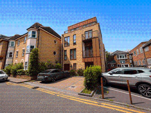 St Marks House, Cottage Place, Chelmsford, Essex CM1, 1 bed flat to rent, £1,175 pcm | PrimeLocation