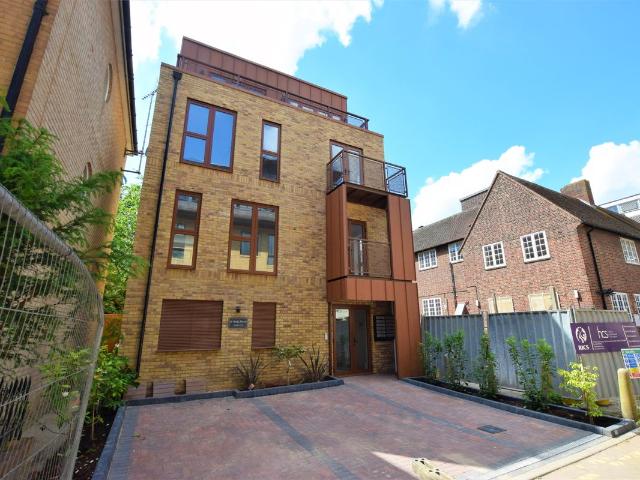 St Marks House, Cottage Place, Chelmsford, Essex CM1, 1 bed flat to rent, £1,175 pcm | PrimeLocation
