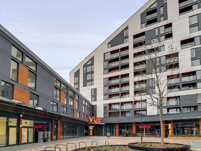 St. Marks Square, Bromley BR2, 2 bed flat to rent, £2,000 pcm | PrimeLocation