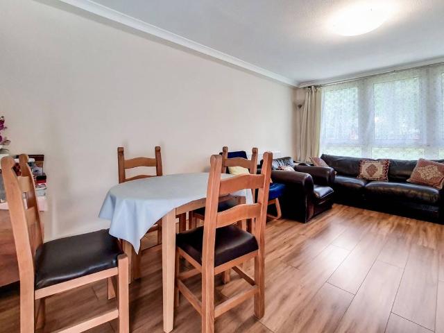 St. Matthew's Road, Brixton, London SW2, 4 bed flat to rent, £3,650 pcm | PrimeLocation