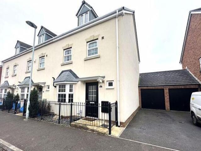 St. Mawgan Street, Kingsway, 4 Bedroom House