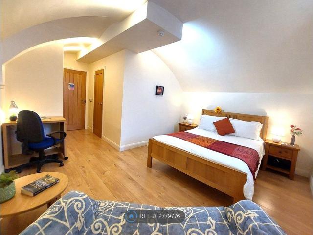 St Michael Street, Dumfries DG1, Room to rent, £750 pcm | PrimeLocation