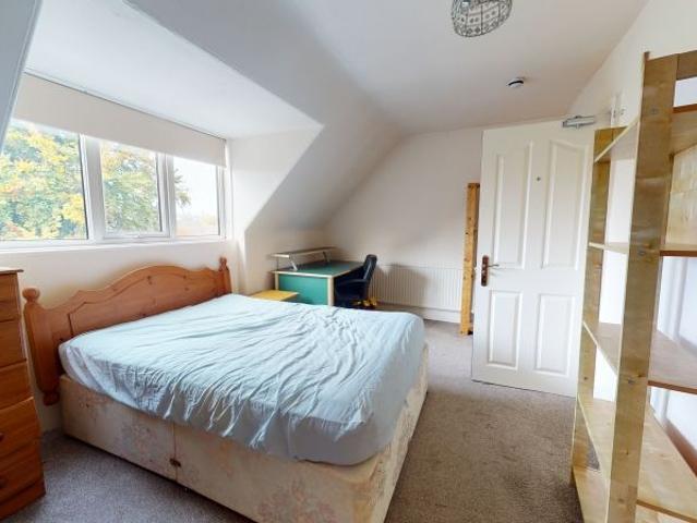 St Michael`S Crescent, Headingley, Leeds LS6, Room to rent, £475 pcm | PrimeLocation