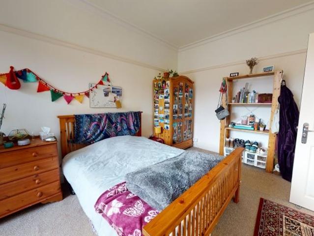 St Michael`S Crescent, Headingley, Leeds LS6, Room to rent, £475 pcm | PrimeLocation