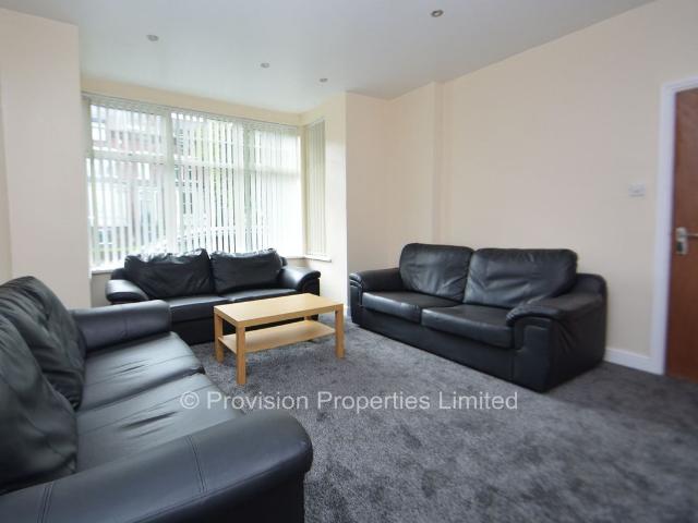 St Michaels Villas, Headingley, Leeds LS6, 9 bed terraced house to rent, £4,875 pcm | PrimeLocation