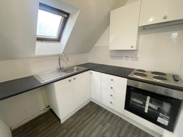 ST MICHAELS MEWS, BOURNEMOUTH P07640