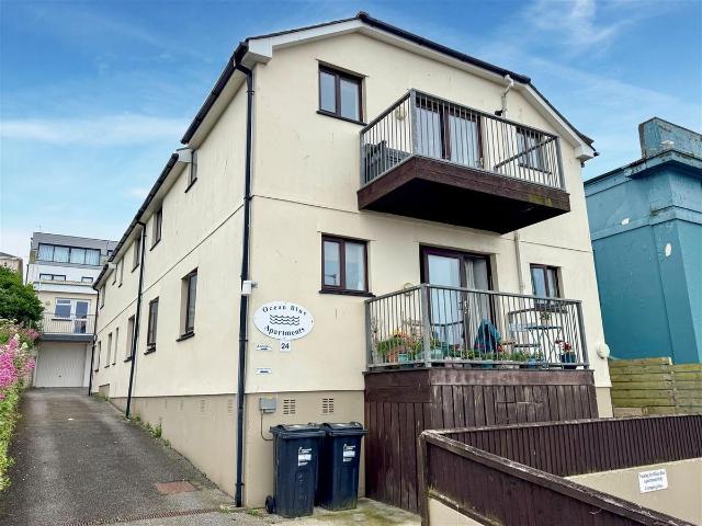 St. Michaels Road, Newquay TR7, 2 bed flat to rent, £995 pcm | PrimeLocation