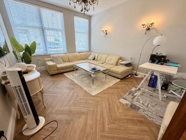 St. Michaels Road, BOURNEMOUTH 2 bed flat to rent £1,775 pcm £410 pw