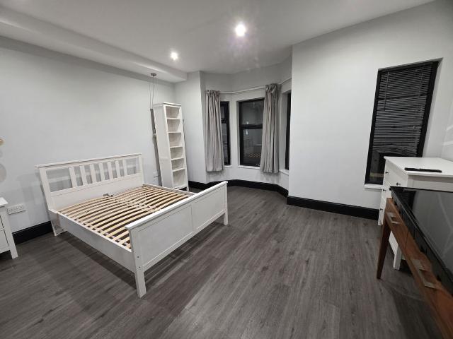St. Michaels Road, Coventry, West Midlands CV2, Studio to rent, £800 pcm | PrimeLocation