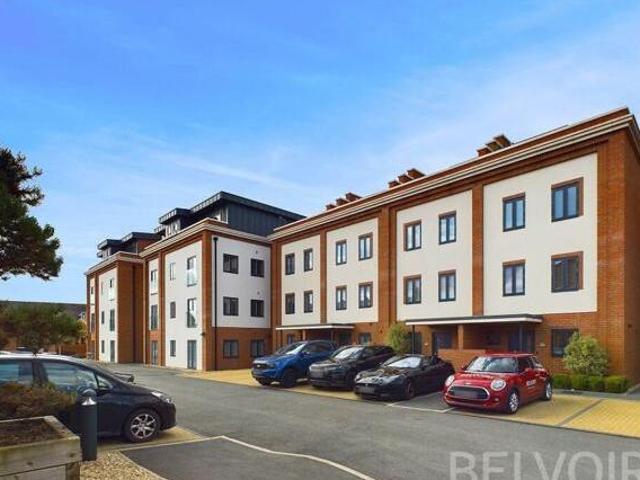 St. Michaels Street, Shrewsbury, 3 Bedroom Town