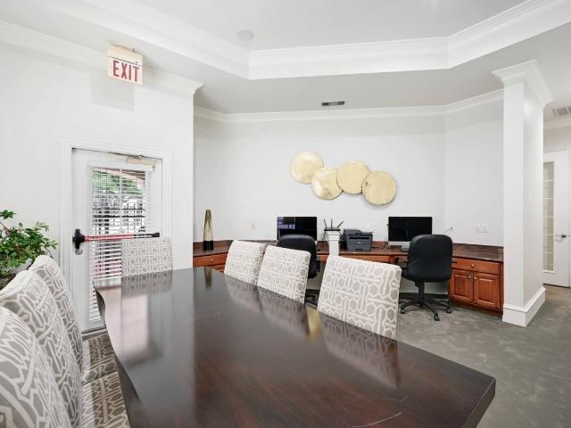 St Moritz 3 Bedroom Apartment for Rent at 5665 Arapaho Rd, Dallas, TX 75248 Willow Falls