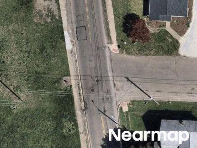 St NE