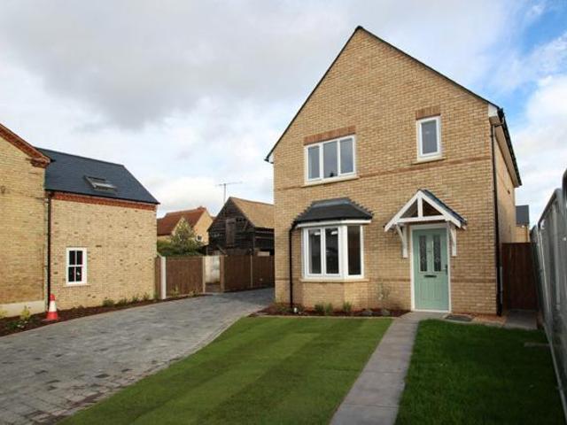 St Neots Road, Sandy, 3 Bedroom Detached