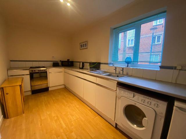 St Nicholas Square, Swansea SA1, 1 bed flat to rent, £775 pcm | PrimeLocation