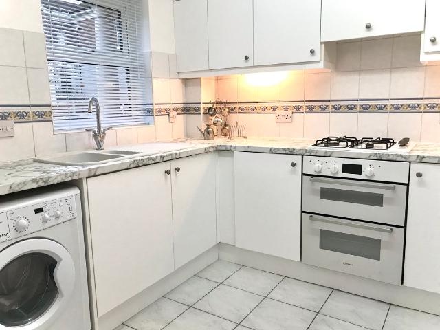 St Nicholas Street, Coventry CV1, 2 bed flat to rent, £1,200 pcm | PrimeLocation
