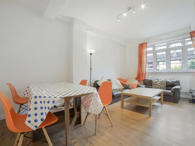 St. Olaves Estate, Druid Street, London SE1, 3 bed flat to rent, £3,300 pcm | PrimeLocation
