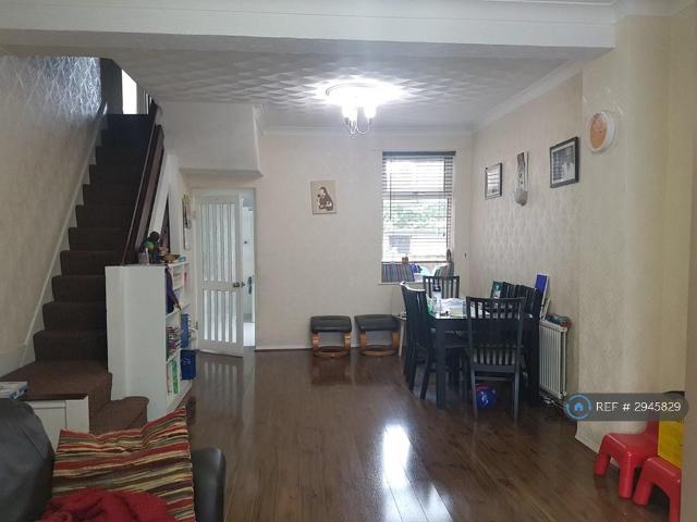 St.Olaves Road, East Ham, E6 3 bed terraced house to rent £2,400 pcm £554 pw