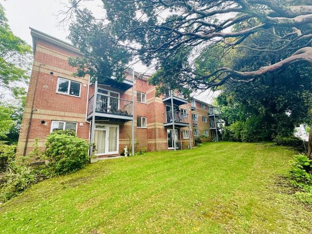 St Osmunds Road, Poole 1 bed apartment to rent £1,000 pcm £231 pw