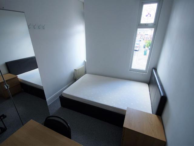 St. Osburgs Road, Coventry CV2, Room to rent, £400 pcm | PrimeLocation
