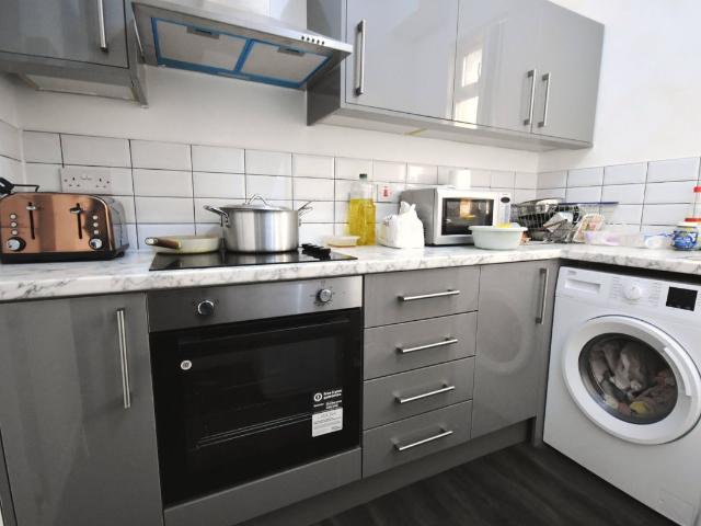 St Osburgs Road CV2, 1 bed flat to rent, £750 pcm | PrimeLocation