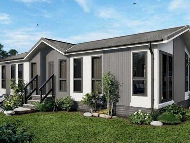 St Osyth Place, Cockett Wick Lane, 2 Bedroom Park