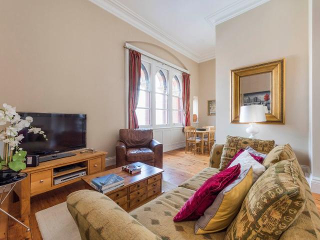 St Pancras Chambers, King's Cross NW1, 1 bed flat to rent, £4,750 pcm | PrimeLocation
