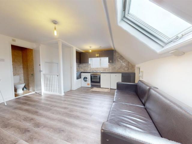 St Pauls Avenue, Willesden Green, London NW2, 2 bed flat to rent, £1,760 pcm | PrimeLocation