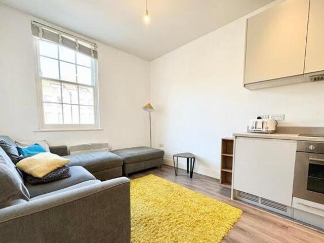 St Pauls, Century Place, 1 Bedroom Apartment