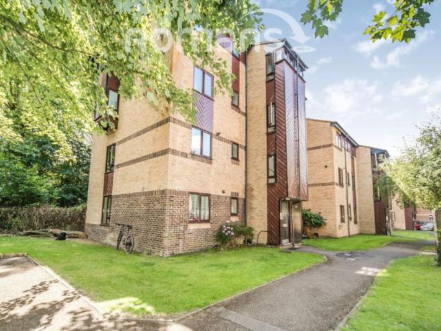 St. Pauls Court, Reading, RG1 1 bed flat to rent £1,150 pcm £265 pw