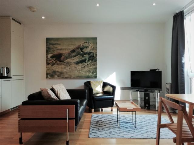 St Paul's Executive One Bedroom Has an Apartment
