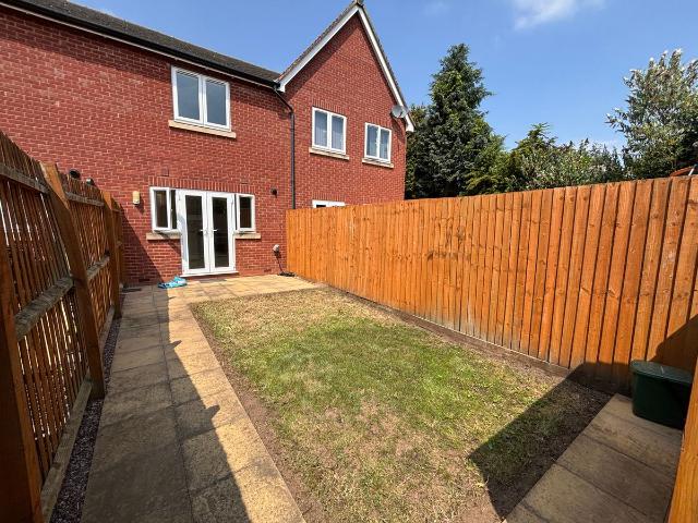 St. Pauls Mews, Burton On Trent DE14, 2 bed property to rent, £850 pcm | PrimeLocation
