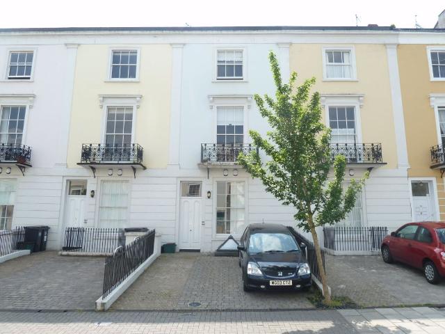 St Pauls Road, Clifton, Bristol BS8, 2 bed maisonette to rent, £1,800 pcm | PrimeLocation