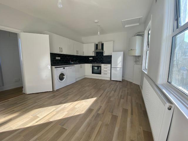 St Paul's Road, Islington N1, 2 bed flat to rent, £2,650 pcm | PrimeLocation
