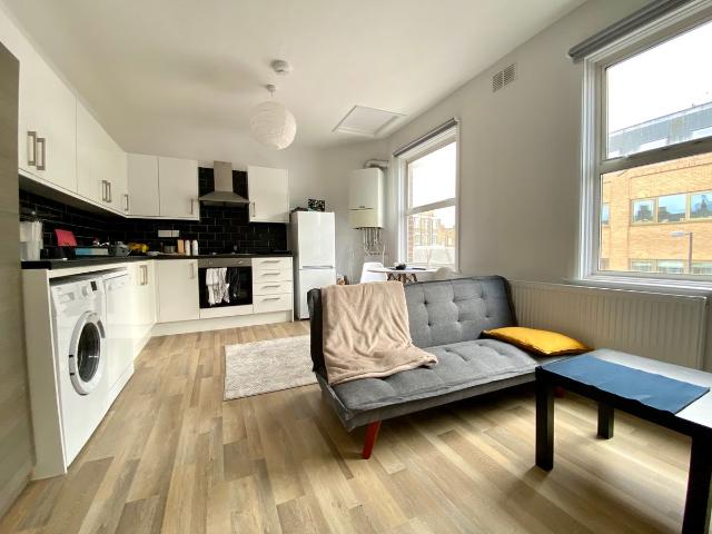 St Paul's Road, Islington N1, 2 bed flat to rent, £2,650 pcm | PrimeLocation