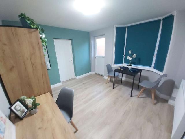 St. Pauls Road Room 3