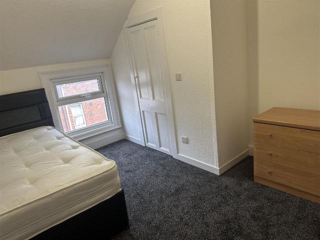St Pauls Road Room 4, Hartlepool TS26, Room to rent, £400 pcm | PrimeLocation