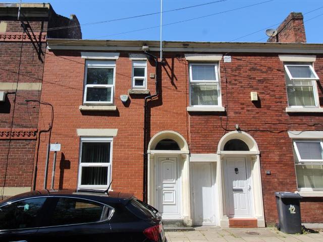 St. Pauls Square, Preston PR1, Room to rent, £400 pcm | PrimeLocation