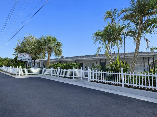 St. Pete Gardens Sabal 2 Bedroom Apartment for Rent at 2410 4th St S, St Petersburg, FL 33705