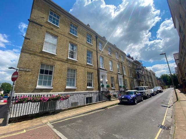 St Peter Street, Winchester SO23, 1 bed flat to rent, £1,300 pcm | PrimeLocation