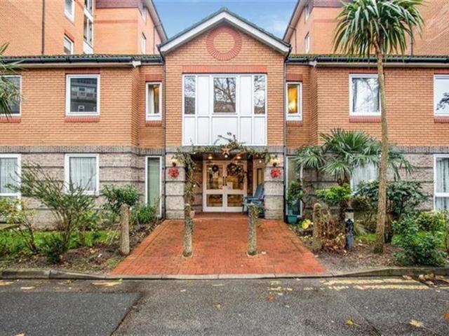 St Peters Court, Bournemouth BH1, 1 bed flat to rent, £995 pcm | PrimeLocation