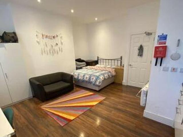 St. Peters Churchyard, Derby, Studio Flat For