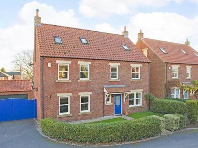 St. Peters Close, Brafferton, 5 Bedroom House