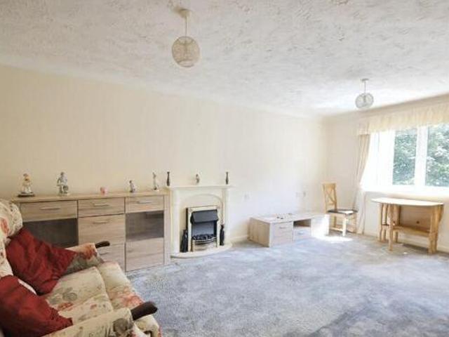 St. Peters Close, Hove, 1 Bedroom Flat