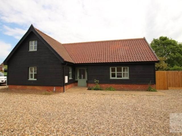 St Peters Close, Rockland St Peter NR17, 4 bed property to rent, £1,550 pcm | PrimeLocation