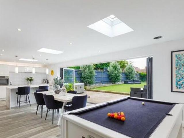 St. Peters Avenue, Peacehaven, 5 Bedroom Detached