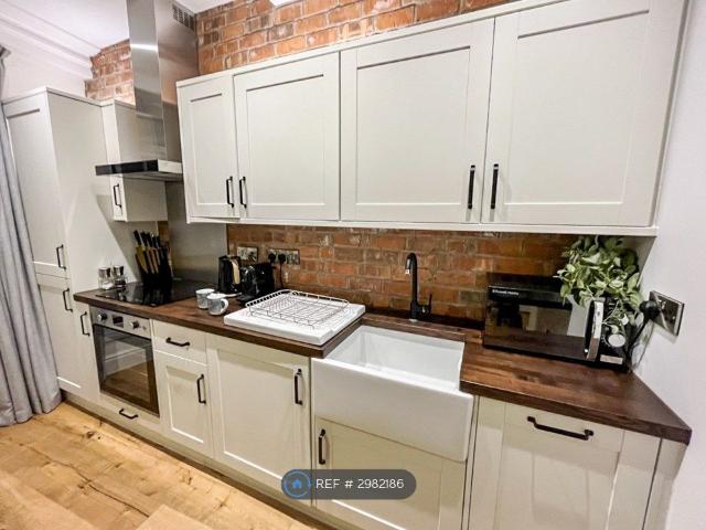 St Peter's Gate, Nottingham NG1, 1 bed flat to rent, £1,050 pcm | PrimeLocation