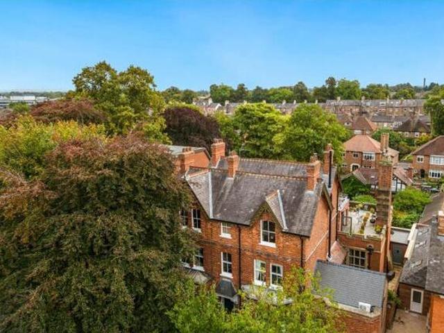 St. Peters Grove, York, 3 Bedroom Apartment