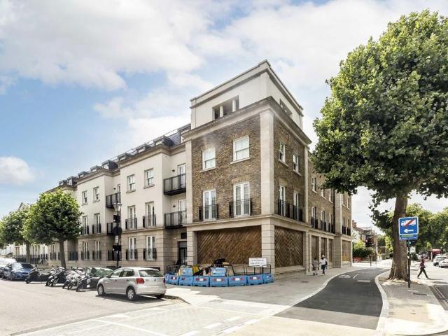 St. Peters Square, London W6 1 bed flat to rent £2,400 pcm £554 pw